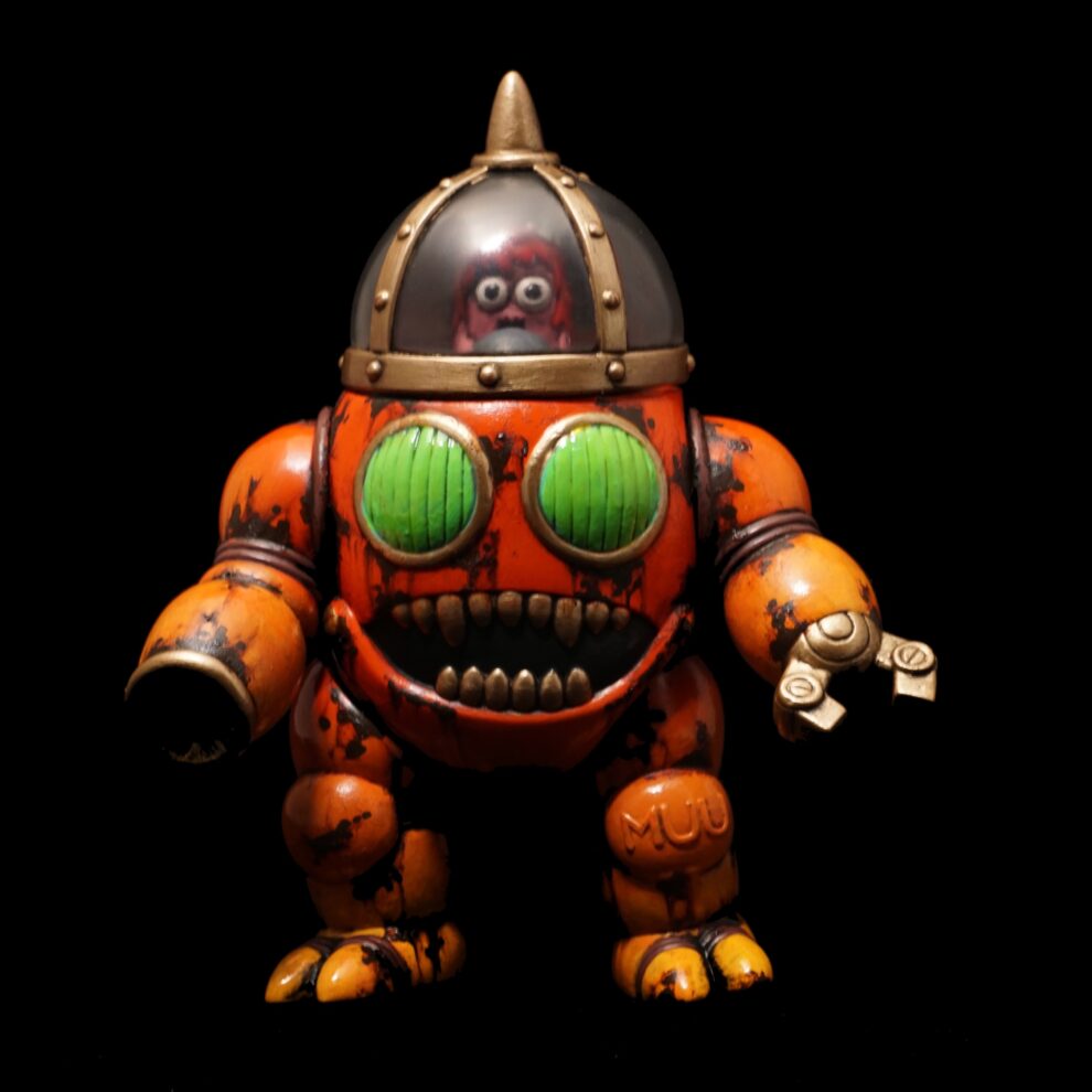 Clutter Gallery present; Ugly Robots!